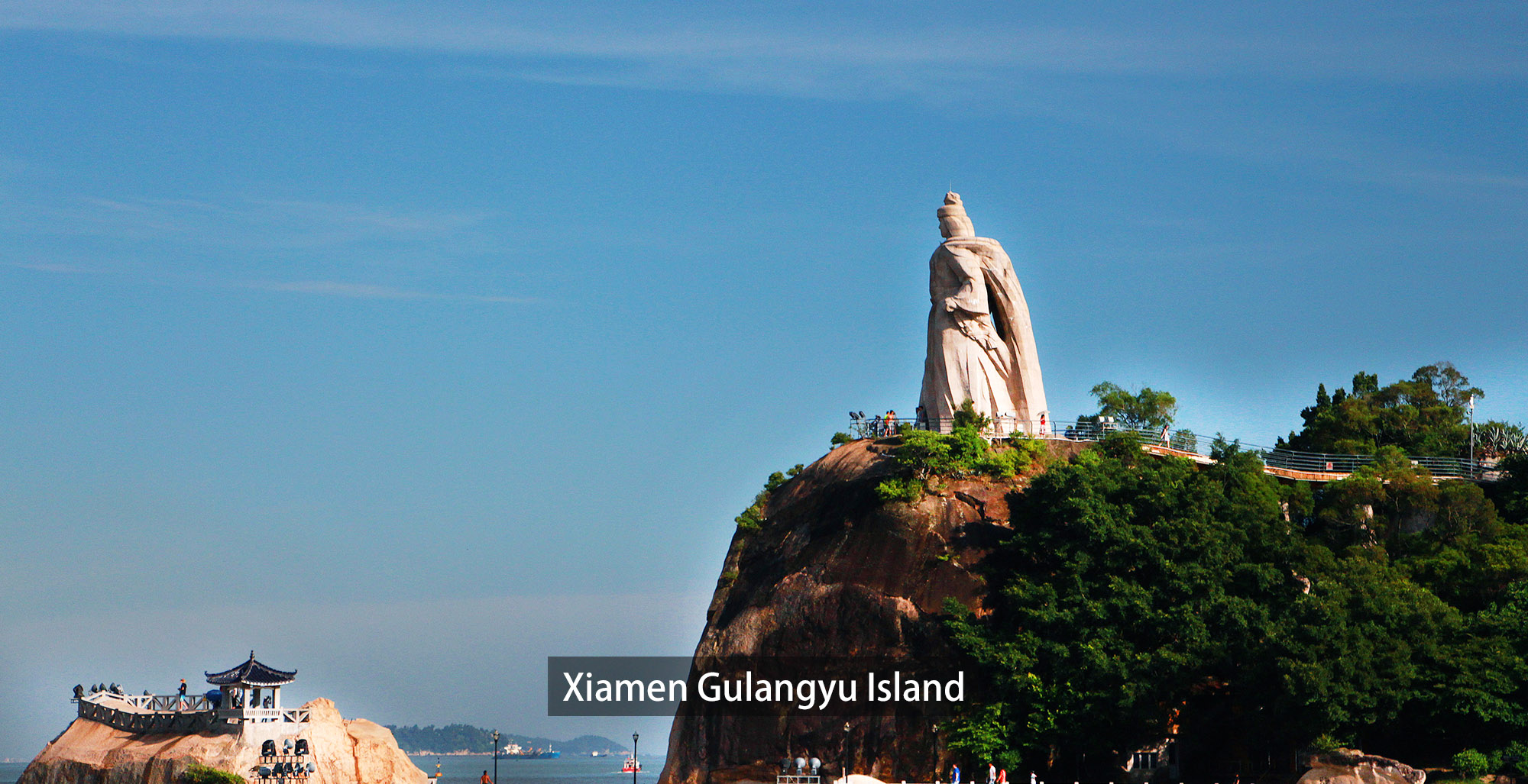Best of Xiamen Private Day Trip to Gulangyu Island, Huli Mountain Fort ...