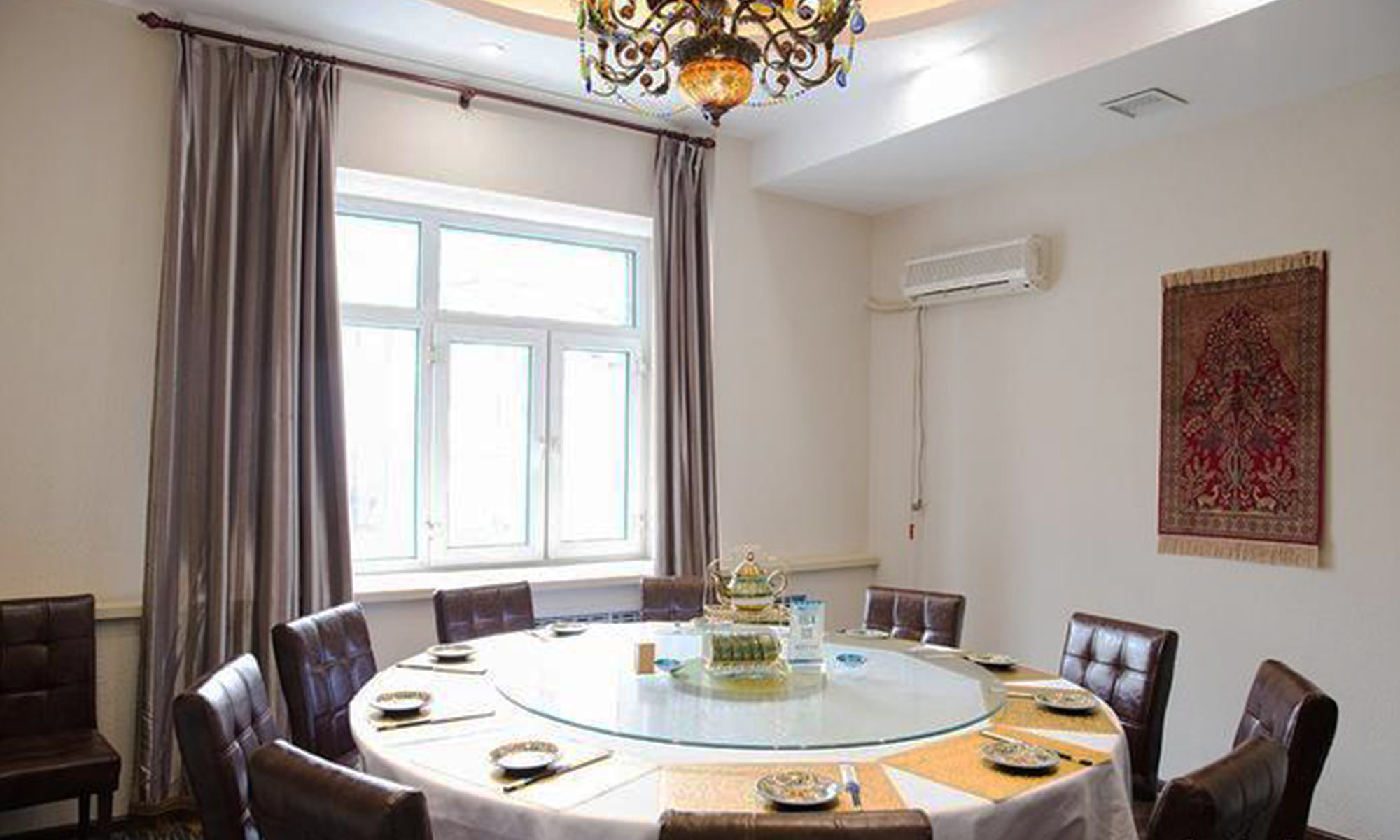 Emir Xinjiang Restaurant-IslamiChina Travel