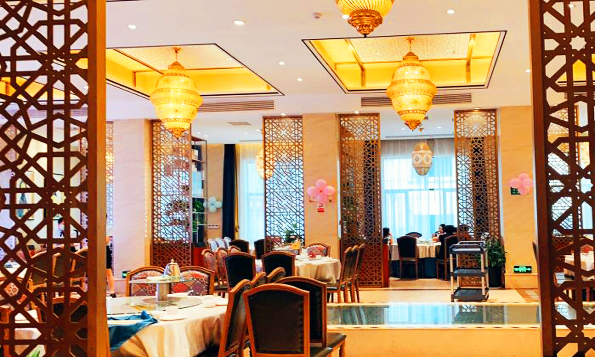 Donghua Elite Halal Restaurant-IslamiChina Travel