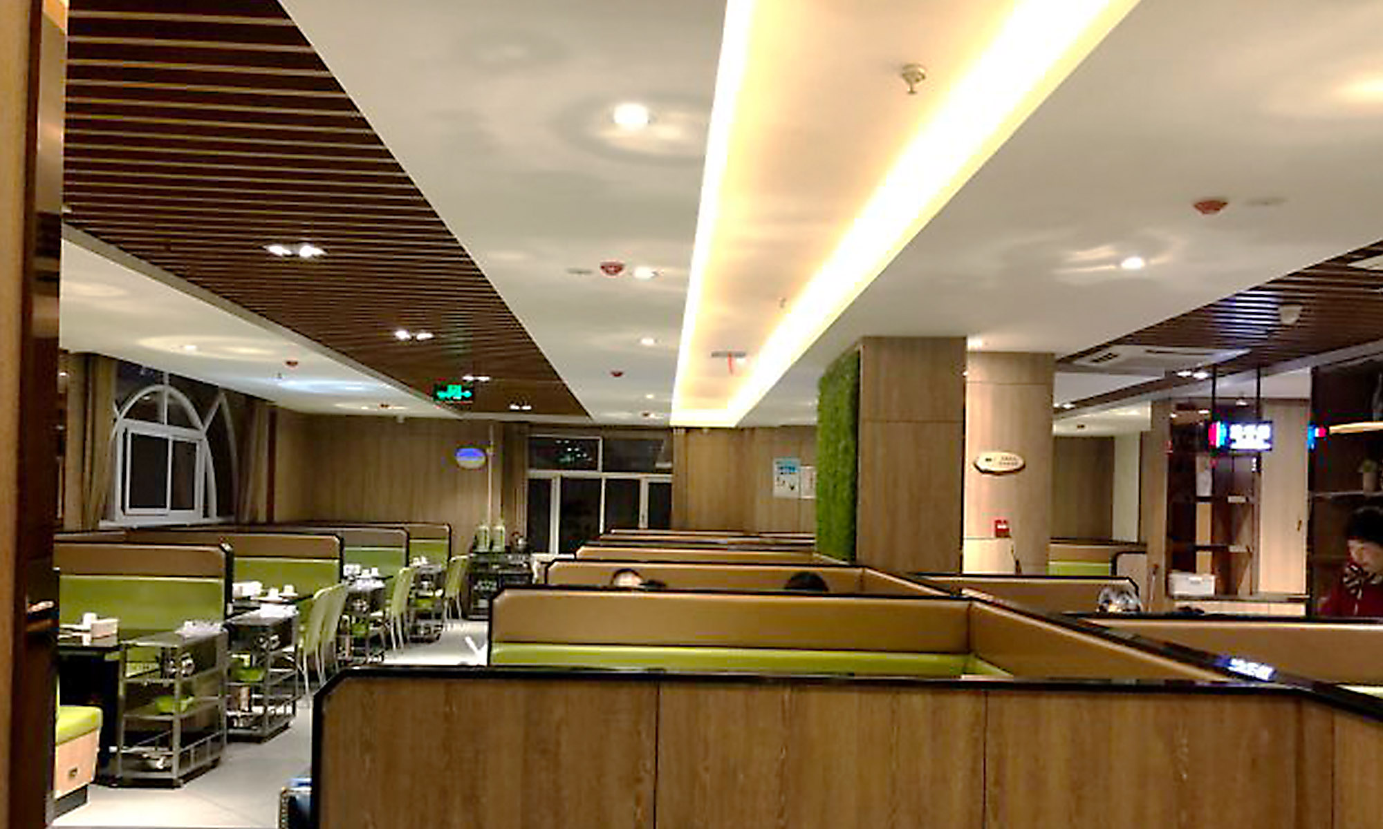 Jinxiang Restaurant at MingDe Gate-IslamiChina Travel